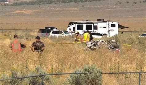 Агаарын үзүүлбэрийн үеэр хоёр онгоц мөргөлдөж нисгэгчид нь газар дээрээ амиа алджээ