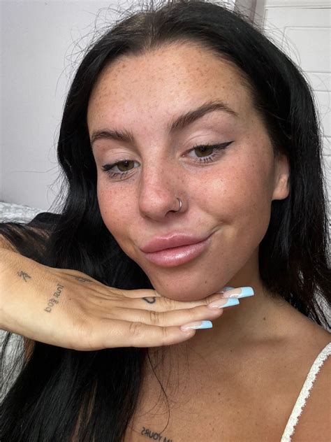 How Do I Look With No Makeup R Nomakeupallowed