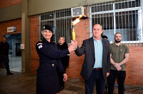 Zaffa Recebe Fogo Simbólico No Novo Centro Administrativo Municipal