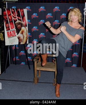 Zoe Bell Meet And Greet Stunt Woman And Actress Heads To The Big