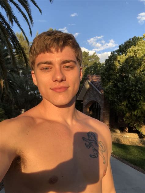 Pin By Lua Ferreira On Blake Mitchell Blake Mitchell Haircuts For