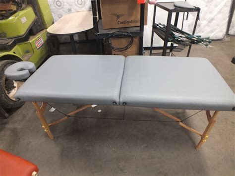 Fold Up Massage Table