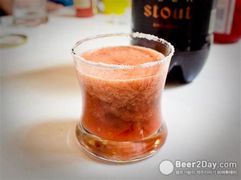 나라별 숙취해소법 염소머리 차가운 생맥주 닭죽까지