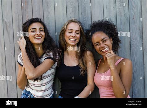 Filles Brésiliennes Banque De Photographies Et Dimages à Haute Résolution Alamy