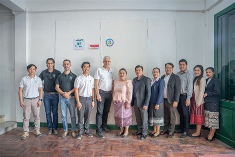 Mpt ສູນສົ່ງເສີມ ແລະ ຖ່າຍທອດເຕັກໂນໂລຊີ ຢ້ຽມຢາມສະຖານທີ່ເຮັດວຽກ Maker Box Lao