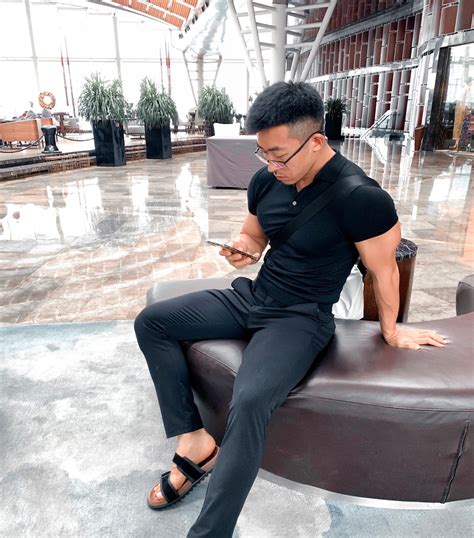 谢梓秋摄影作品之芭蕾王子系列，性感肌肉狂野又柔美！孙亮