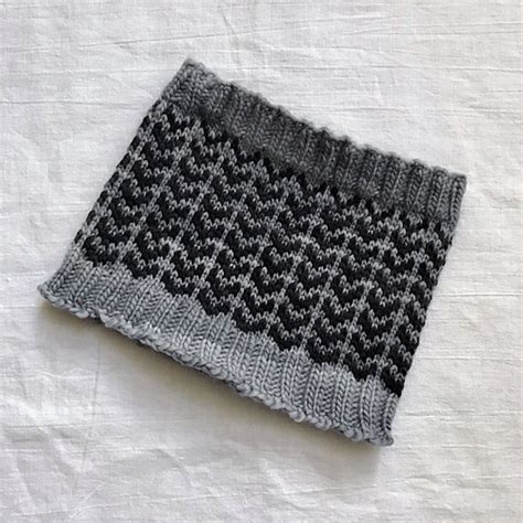 Ravelry Zik Zak Cowl Pattern By Stone Knits