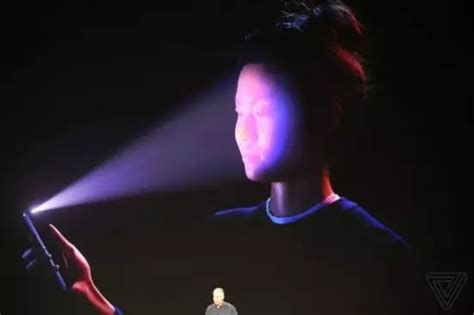 Iphonexs出来，北京一女子研究了一夜，发现一个难以接受的事实都看看吧！！！ Iphone Xs