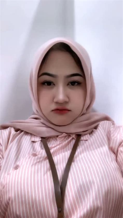 Hijab Hits Official Assalamualaikum 🥰 In Frame 📷 Masulaindah