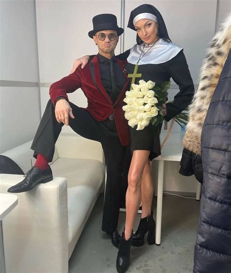 Анастасия Волочкова поделилась фото в платье монашки и огребла от хейтеров Все самое