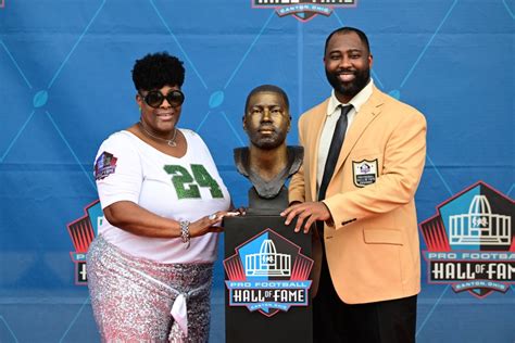 Darrelle Revis Takes His Island To The Pro Football Hall Of Fame Thegrio