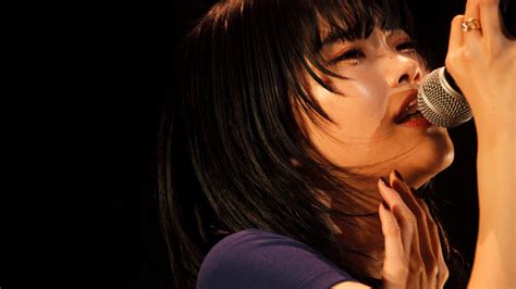 アイナ・ジ・エンド、初のソロツアーファイナルで新作ep「内緒」リリースを発表 2ページ目 Barks