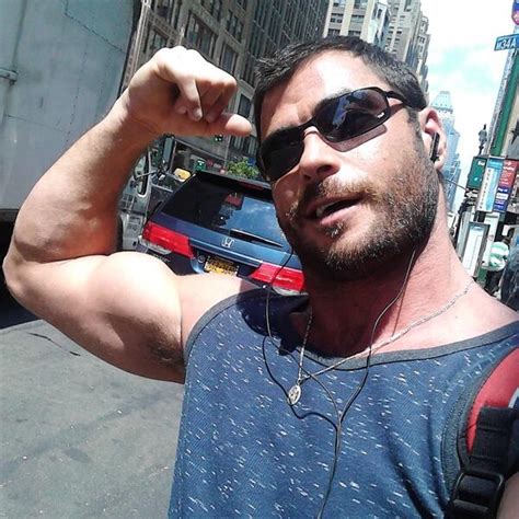 Curtindo Machos Peludos Star Do Mês Mike Dozer