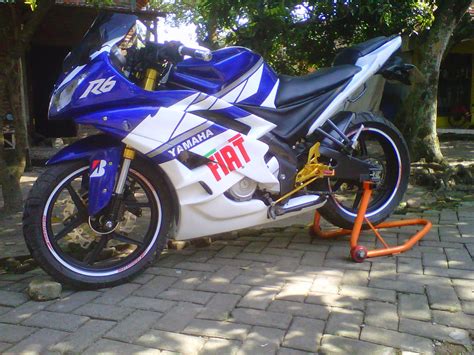 Sentral Modifikasi Jawa Timur Old Vixion Modif R6