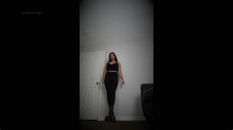 Sloansmoans Crunching Your Tiny Friends Porno Videos Hub