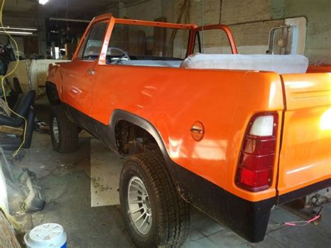 1977 Dodge Ramcharger Super Clean Pop Top For Sale