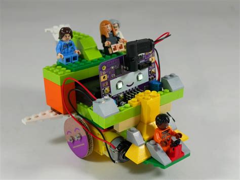 Smartibot Kit Turns Any Household Object Into An Ai Enhanced Robot