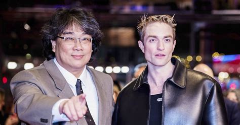 베일 벗은 ‘미키17… 해외 언론 “봉 감독이 또다른 걸작 선물”