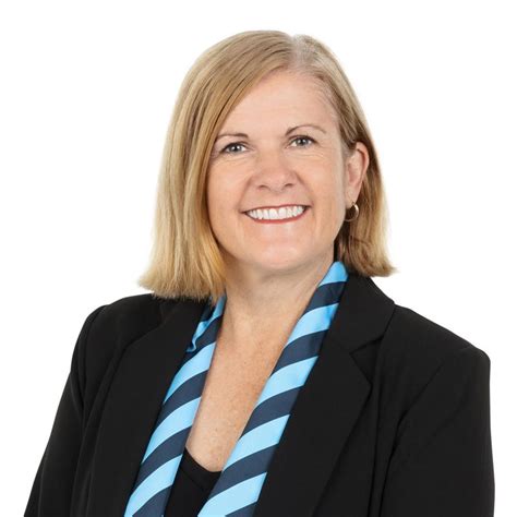 Angela Wray Real Estate Agent Trade Me Property