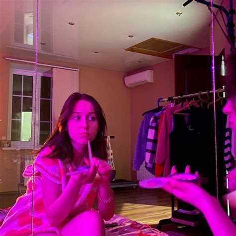 Pin De Варвара Родькина Em профиль