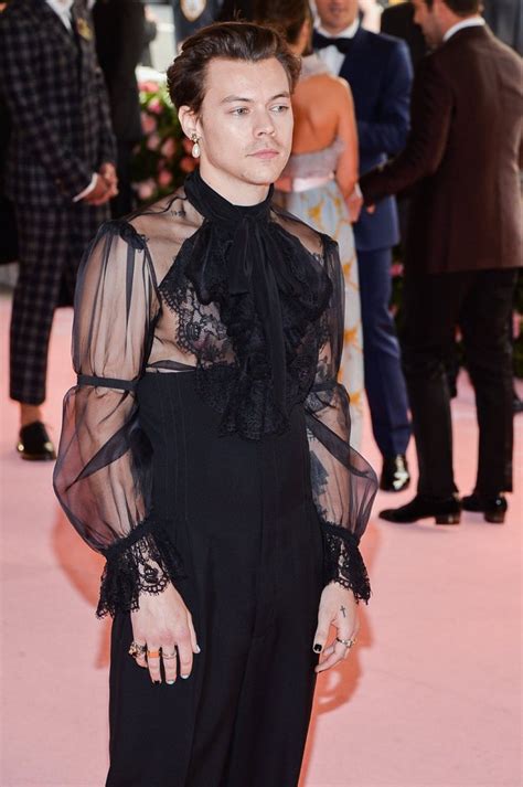 Pin By Samantha On Harry Styles Harry Styles Met Gala Met Gala 2019