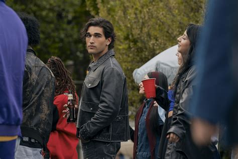 Off Campus Season 1 Cast Photos All The Actors Who Star In Prime