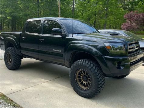 2009 Toyota Tacoma With 17x9 12 Falcon Off Road T7 And 33125r17