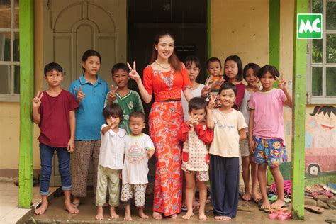 မိဘမဲ့ ကလေးများအတွက် ထောက်ပံ့ လှူဒါန်းခဲ့တဲ့ ခင်ယမုံသင်း