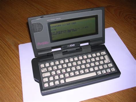 The Atari Portfolio Would Be John Connors Atm Hack Computer In Terminator 2 R Nostalgia