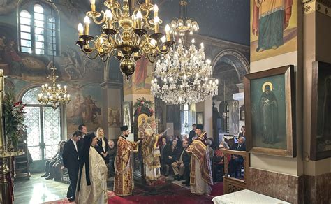 Χριστούγεννα στον Ι Ναό του Αγίου Νικολάου του Οικουμενικού Πατριαρχείου στην Αθήνα Φως Φαναρίου