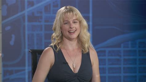 Comedian Erica Rhodes Delivers Big Laughs Leaving Dan And Robin