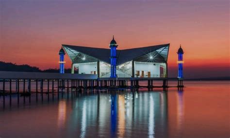 Berita Foto Masjid Terapung Di Kota Bima
