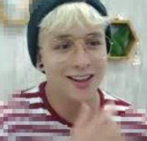 Photo Help Me Find Him Lpsg