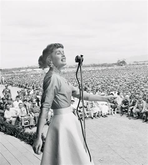 Tania Mallet Goldfinger Bond Girl Dies At 77 Vanity Fair