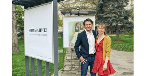 Фотосите на актрисата Гергана Змийчарова в градинката на “Кристал”