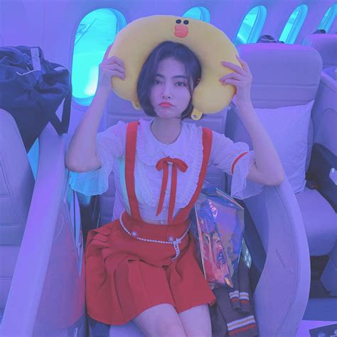 Ulzzang Girl Pretty Woman Rave Anime Art Couples Body Women