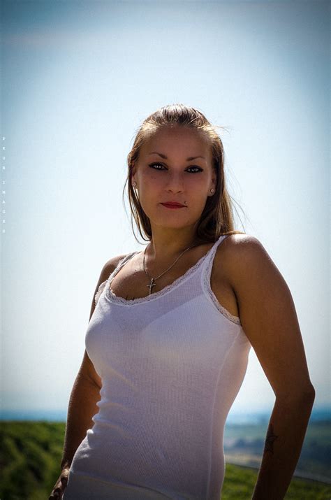 Mandy Brights Instagram Twitter And Facebook On Idcrawl