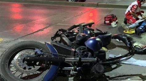 ImÁgenes Fuertes Motociclista Pierde La Vida Tras Chocar Contra Una