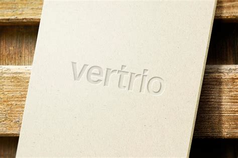 종이 질감에 Psd 로고 모형 프리미엄 Psd 파일