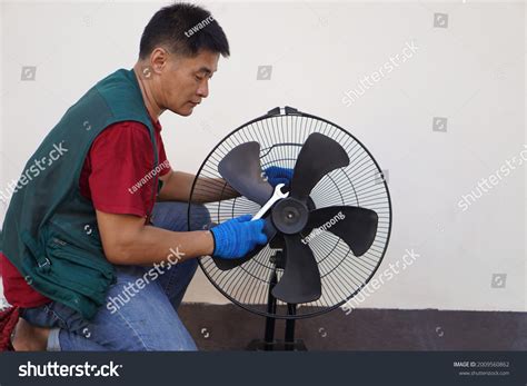 Fixing Fan Images Stock Photos Vectors Shutterstock