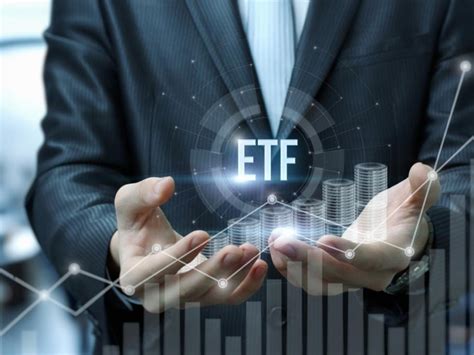 小資挑高息etf，00878、00919還00929？求穩選它！00919貼息還能買？最大利益這樣算