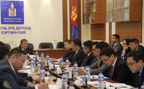 ТЕГ МӨНГӨ УГААХ ТЕРРОРИЗМЫГ САНХҮҮЖҮҮЛЭХТЭЙ ТЭМЦЭХ ҮНДЭСНИЙ ЗӨВЛӨЛ ХУРАЛДАВ