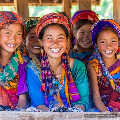 Ai创作图德昂族少女 少数名族少女 拉祜族少女 德昂族女孩 阿昌族少女 德昂族姑娘 拉祜族女孩 布朗族少女 保安族少女 基诺族少女 萨拉姆帕苏族 缅甸村落人民 布朗族村寨头 南美拉祜族 塔奴族