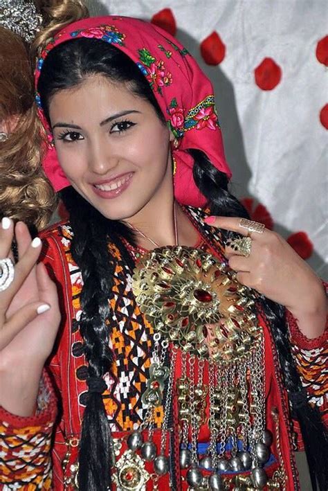 Turkmen Gelin Ve Gyzlary Turkmen Gelin Ve Gyzlary Women Folk