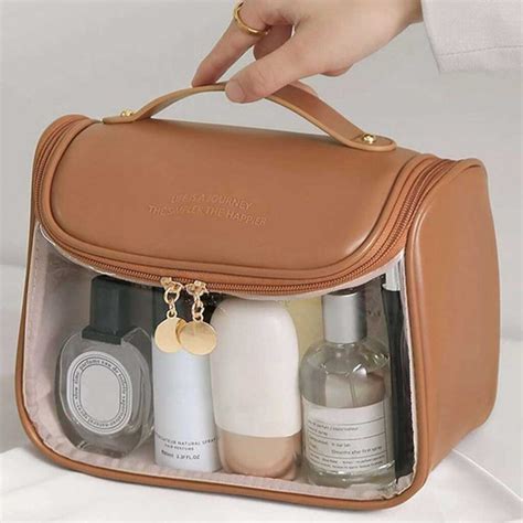 جدیدترین و شیک ترین مدل های کیف لوازم آرایش زنانه و دخترانه