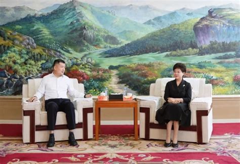 黄雅丽、白海林会见内蒙古交通集团董事长方玉东腾讯新闻