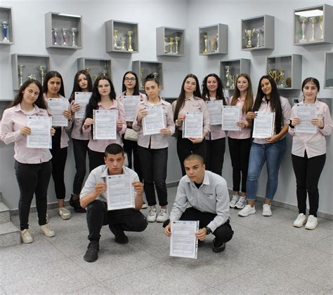 ПГ МОТИВИРАНИ УЧЕНИЦИ ОТ ПГ ПО ТУРИЗЪМ „ИВАН П ПАВЛОВ“ УСПЕШНО ПРИКЛЮЧИХА ПРАКТИЧЕСКОТО СИ