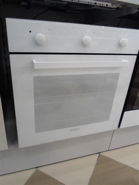 Встраиваемый духовой шкаф канди