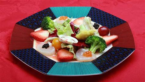 高級素材をいかした満点のフルコース料理 公式プチホテル セボン