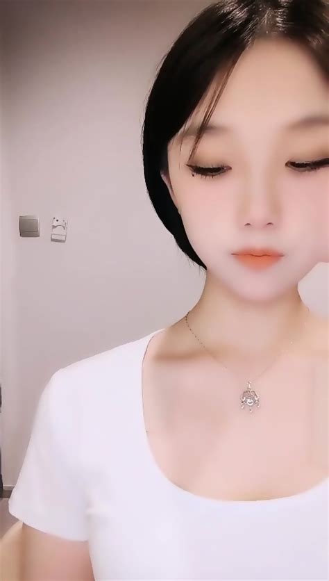 怡宝睡不饱